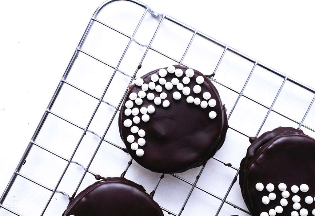 Egyszerű Epres-Csokis Ischler recept - @sutimamohr.mira – SAMBIRANO ...